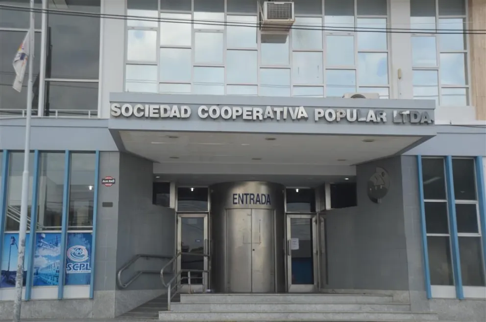 El lunes la SCPL abrirá sus puertas para el cobro de servicios | Diario ...